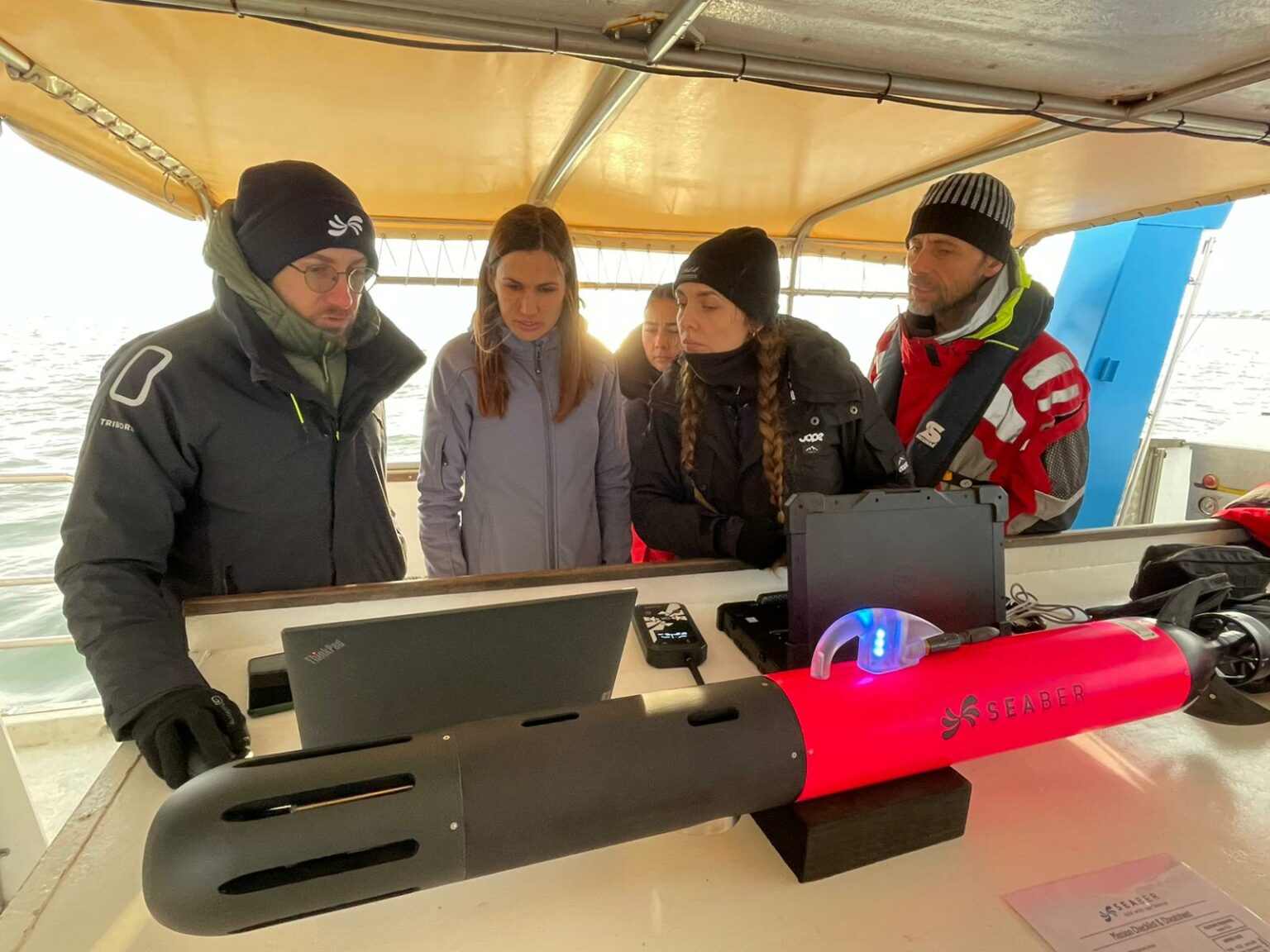 L'hydrographie moderne et l'apport des véhicules sous-marins autonomes ...